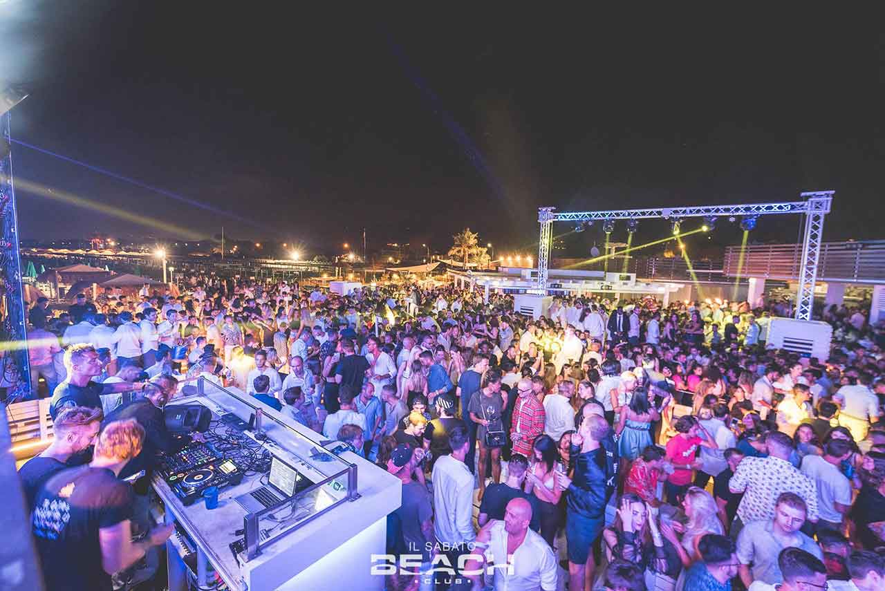 Beach Forte dei Marmi Discoteca - Discoteche in Versilia